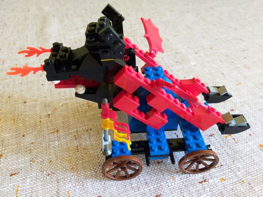 Lego kocke, set 6043 - Dragon Defender, tematika vitezi, letnik 1993