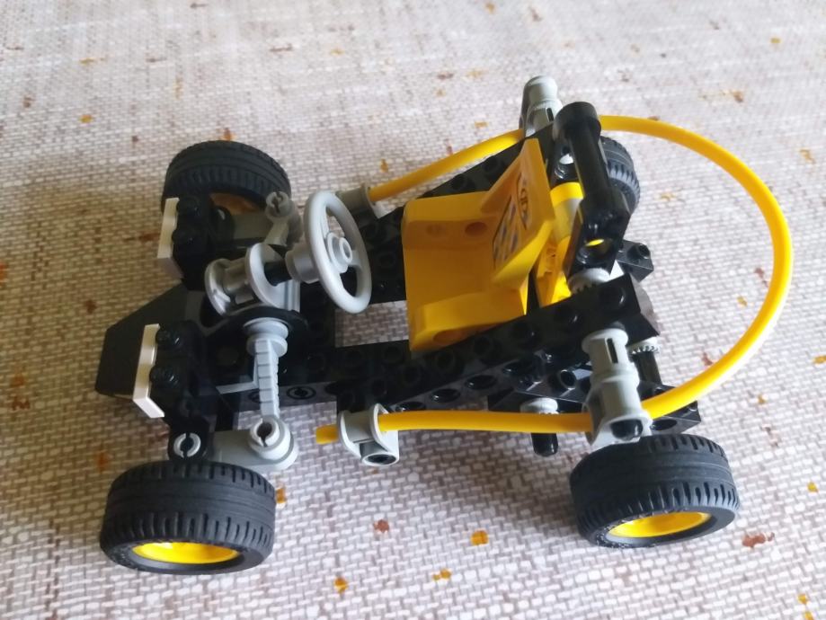 Lego kocke, set 8207 - Dune Duster, tematika technic, letnik 1996
