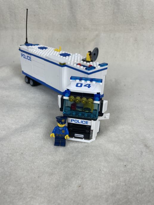 Lego komplet 60044 Mobile Police Unit