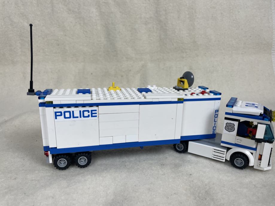 Lego komplet 60044 Mobile Police Unit