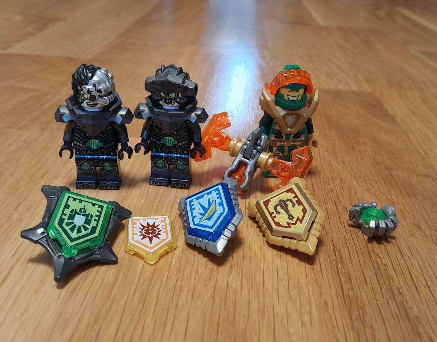 Lego set 72002 Nexo Knights Season 5 Twinfector
