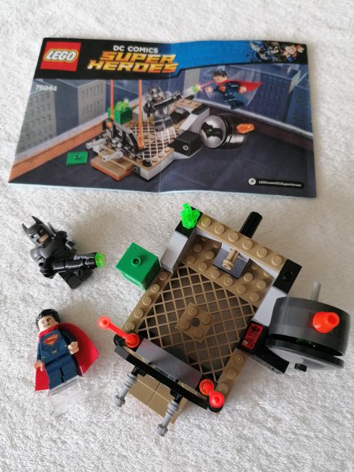 LEGO set št. 76044