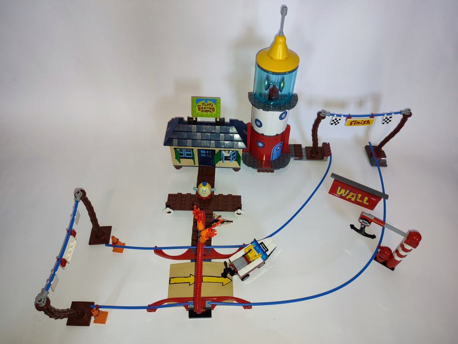 LEGO SpongeBob 4982 Mrs. Puffs Boating School (2007)
