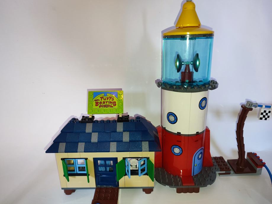 LEGO SpongeBob 4982 Mrs. Puffs Boating School (2007)