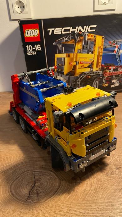 LEGO Technic 42024 Container-Truck