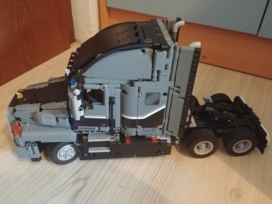 Lego Technic 42078 Mack Anthem