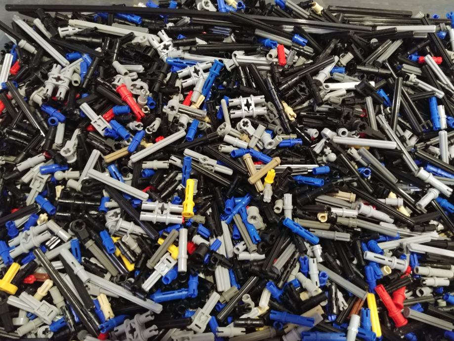 Lego Technic pins and axels