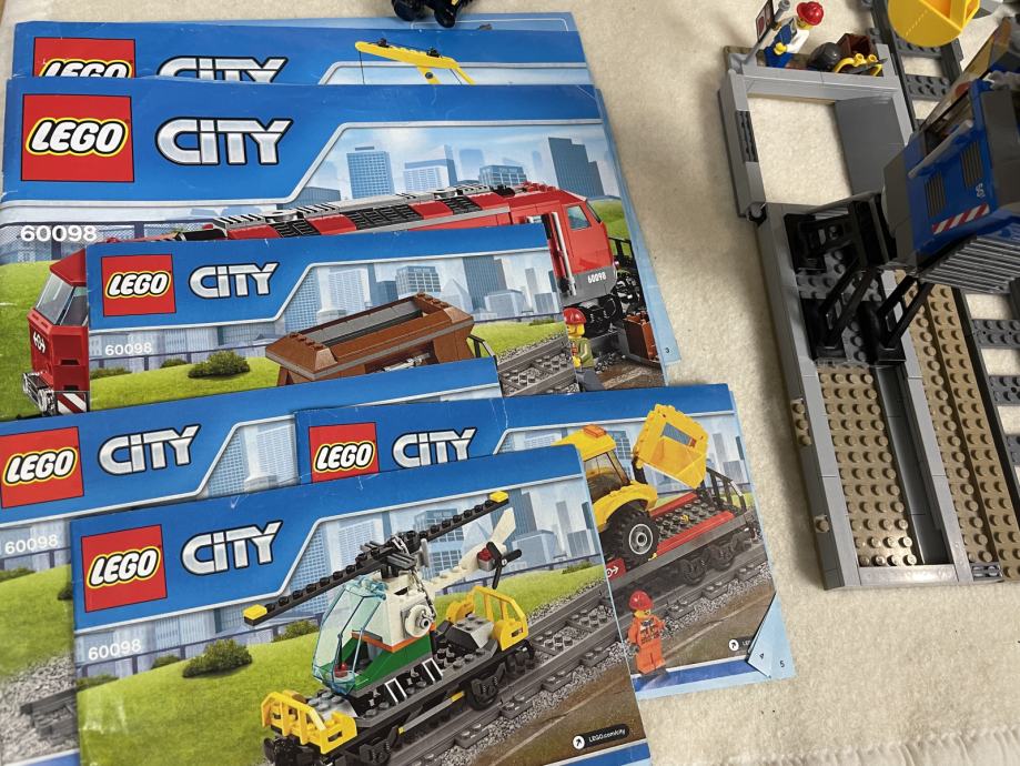 Lego tovorni vlak - komplet 60098 - Heavy-Haul Train