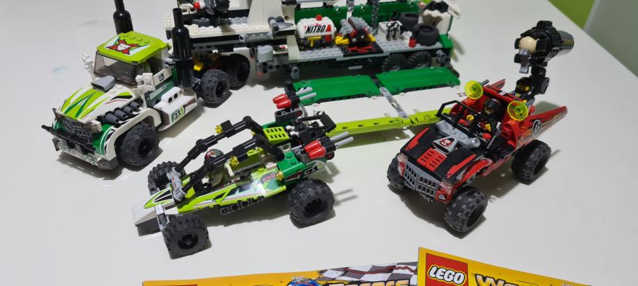 LEGO World Racers 8864 - Desert of Destruction