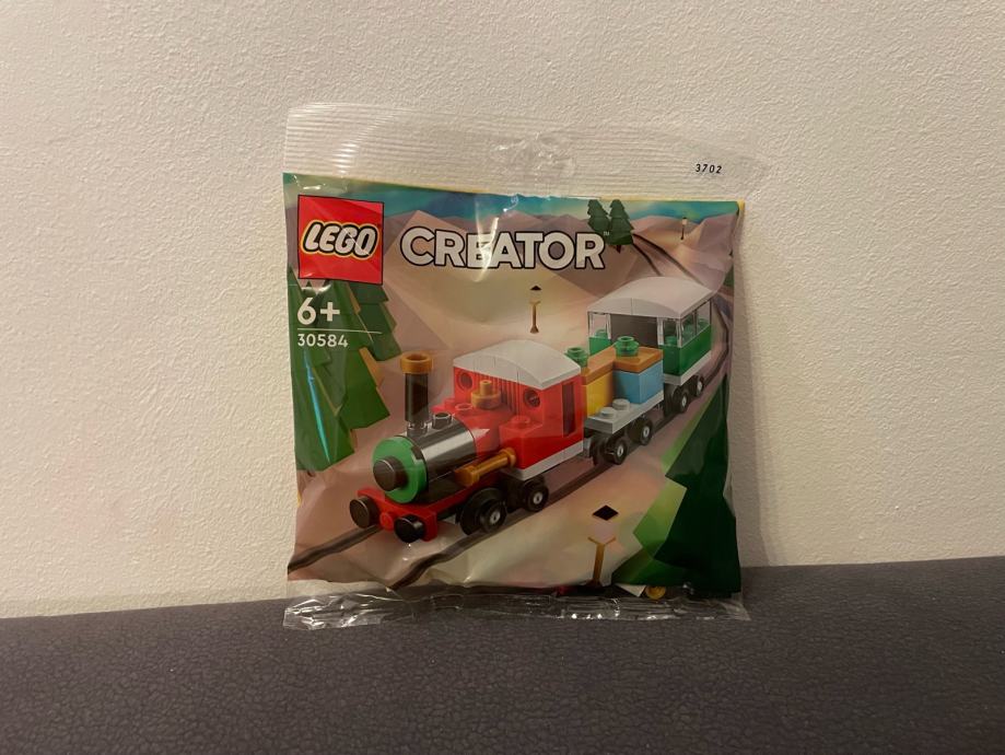 LEGO zimski praznicni vlakec (30584)