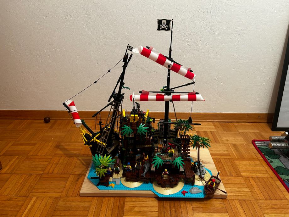 Pirates of Barracuda Bay 21322 | Ideas