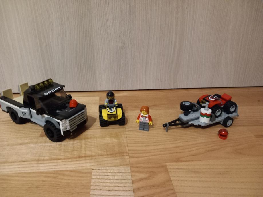 Prodam lego komplet 60148