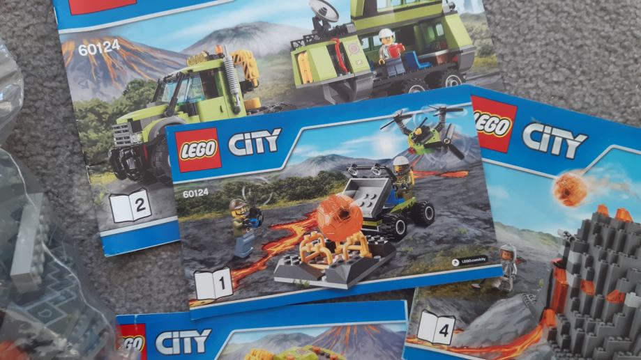 Prodam Lego set Volcano Exploration Base 60124