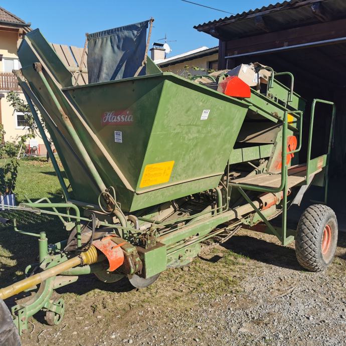 Kombajn za krompir Hassia KRB