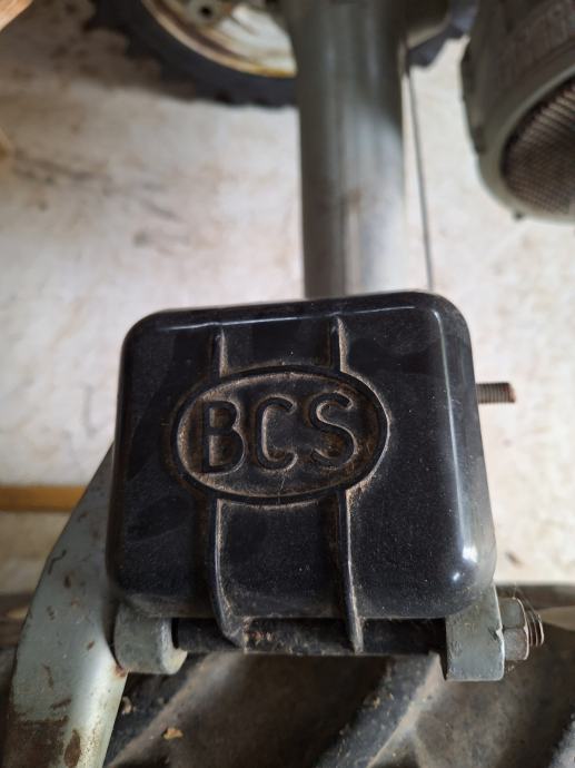 Kosilnica BCS 127