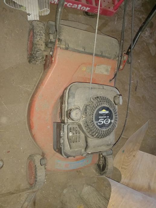 Kosilnica RAMDA Briggs Stratton QUANTUM XM 50 potrebna servisa