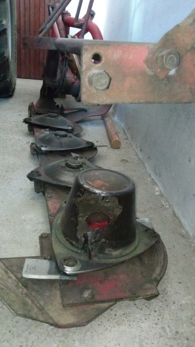 Kosilnica Vicon CM165
