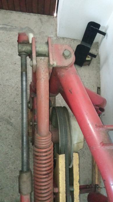 Kosilnica Vicon CM165