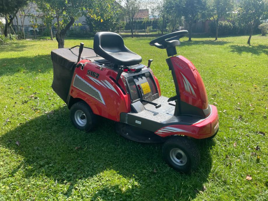 Vrtni traktor HECHT 5162 (motor briggs&stratton 6,5KM)
