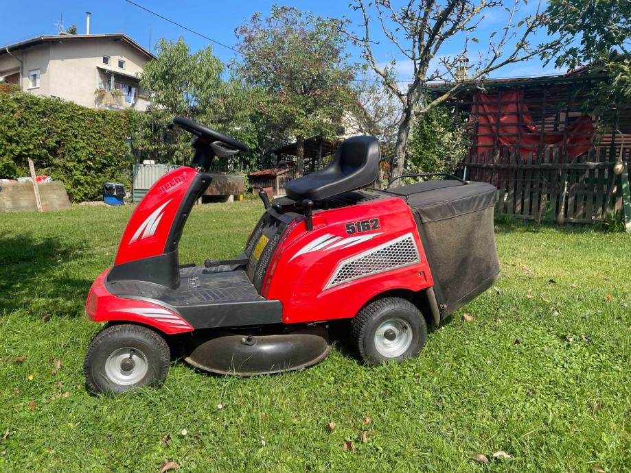 Vrtni traktor HECHT 5162 (motor briggs&stratton 6,5KM)