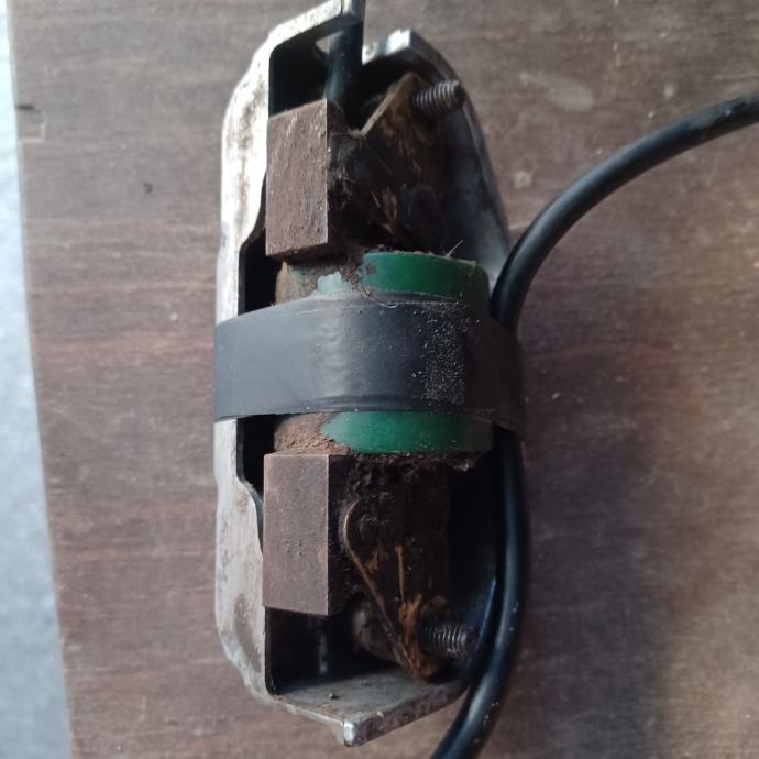 Vžigalna tuljava BCS LAMBARDINI