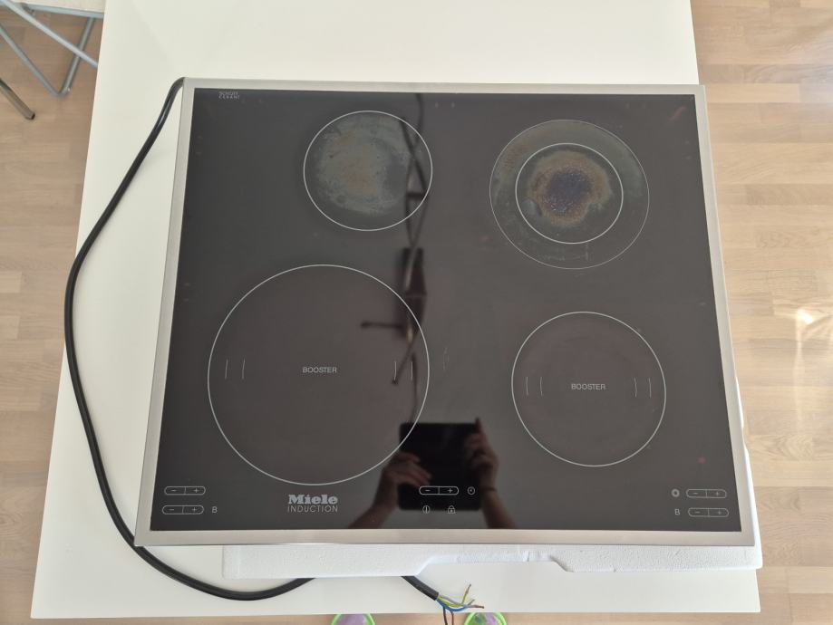 Kuhalna plošča Miele, kombinirana 2 x indukcija + 2 x steklokeramika