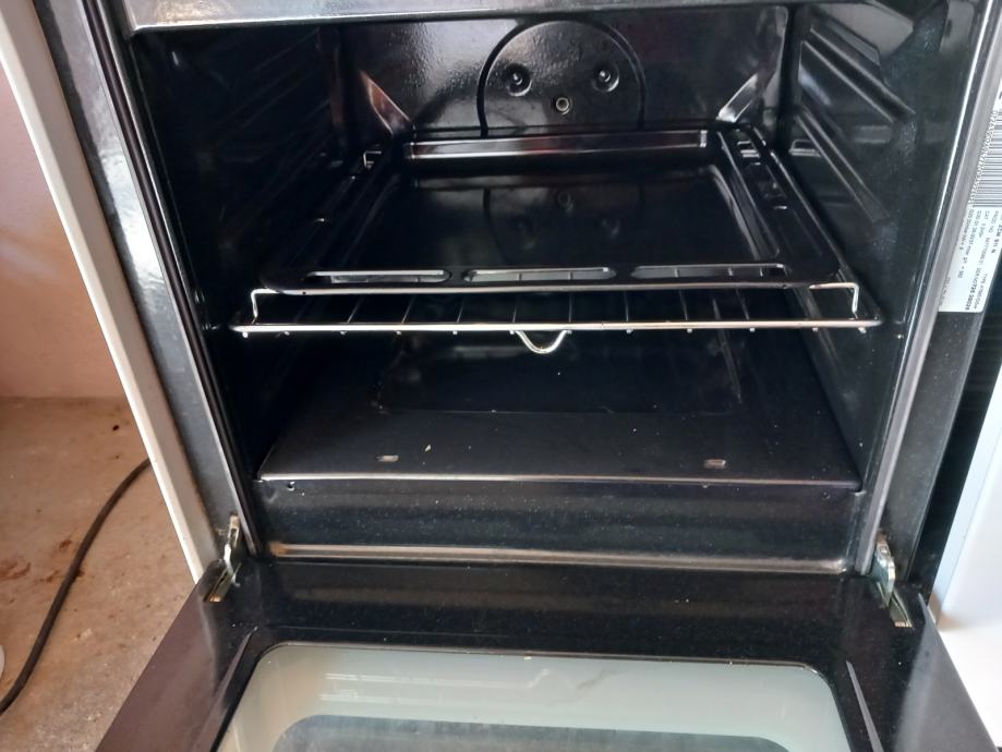 KOMBINIRANI ELEKTRIČNI ŠTEDILNIK ZANUSSI- 90 cm