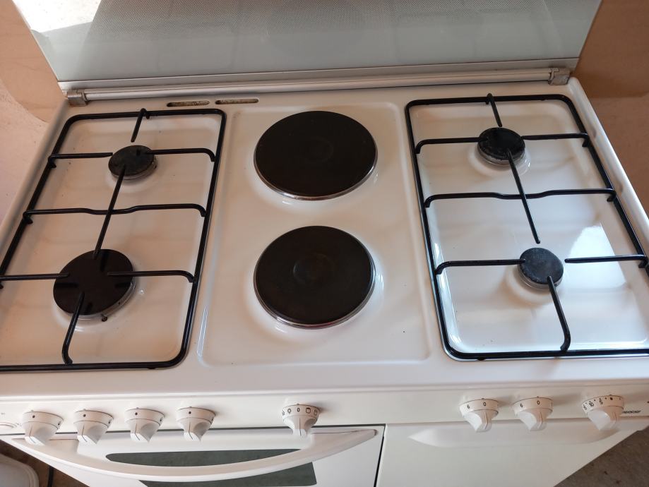KOMBINIRANI ELEKTRIČNI ŠTEDILNIK ZANUSSI- 90 cm