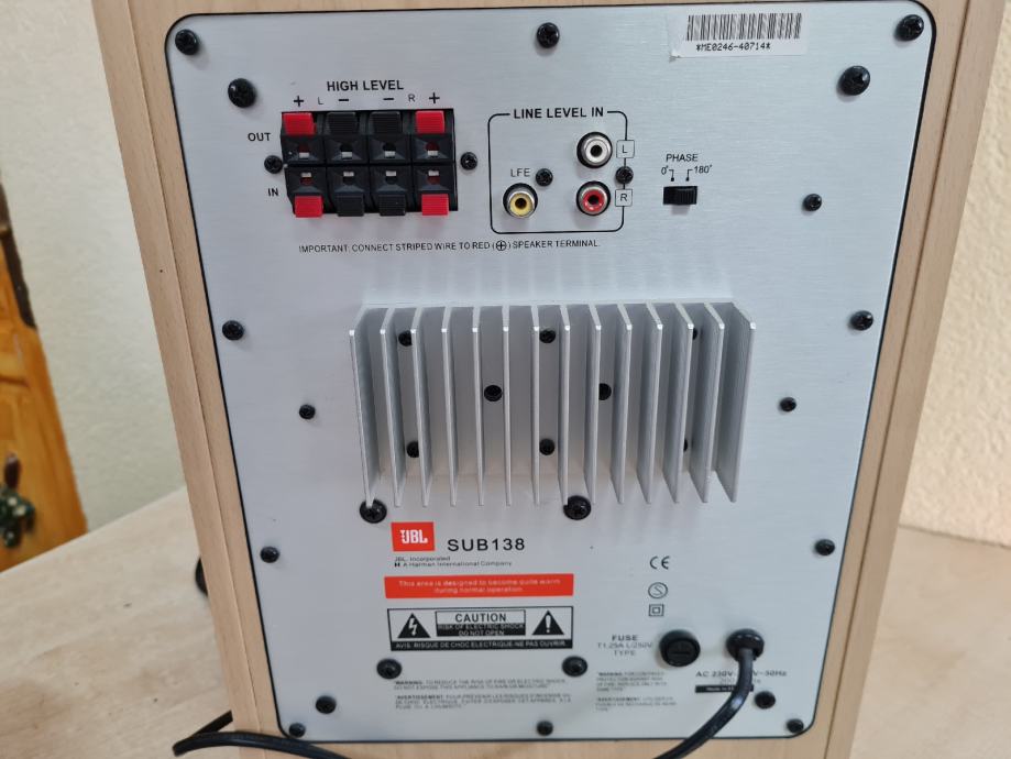 JBL SCS 138, 5.1 komplet zvočnikov, subwoofer