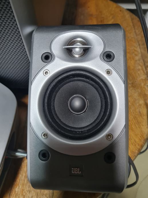 JBL SCS 200.5/230, 5.1 komplet zvočnikov, subwoofer
