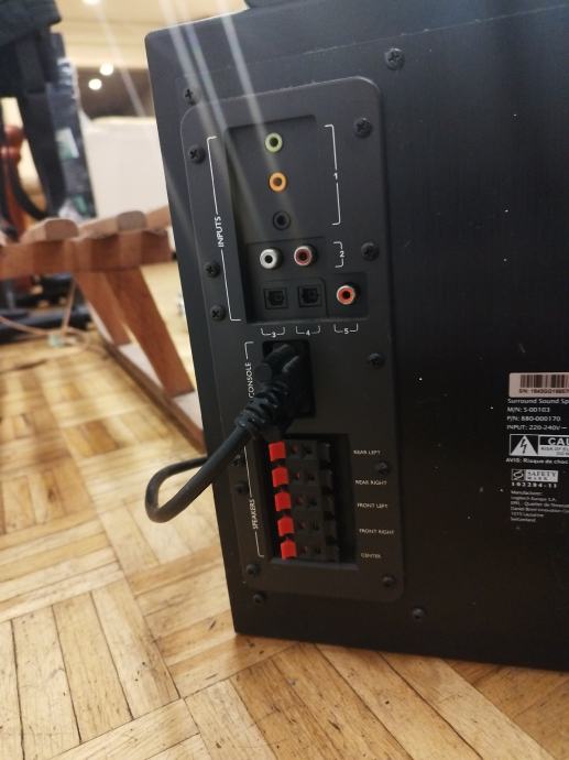 logitech zvočniki Z906