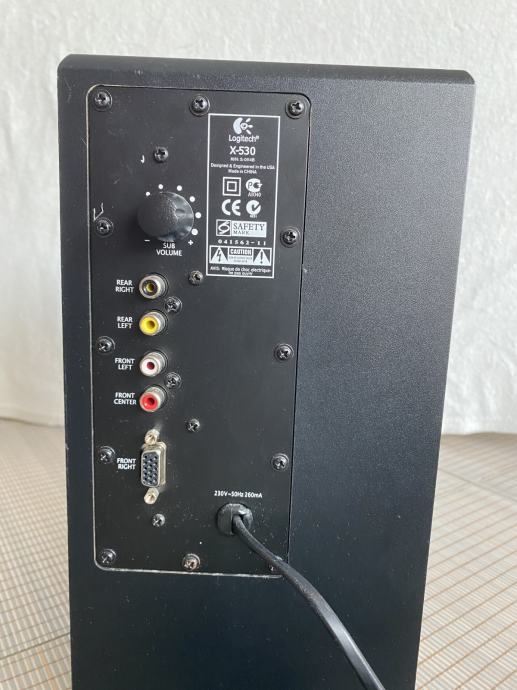 Zvočniki Logitech x-530