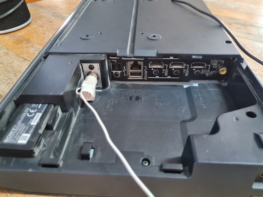 SONY BDV-L600, BLU-RAY, 2.1 domači kino