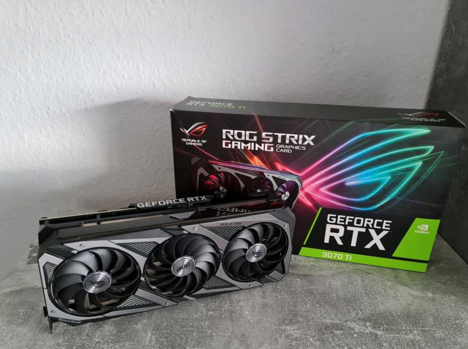 ASUS ROG Strix GeForce RTX 3070 Ti OC Garancija proizvajalca do 11.20