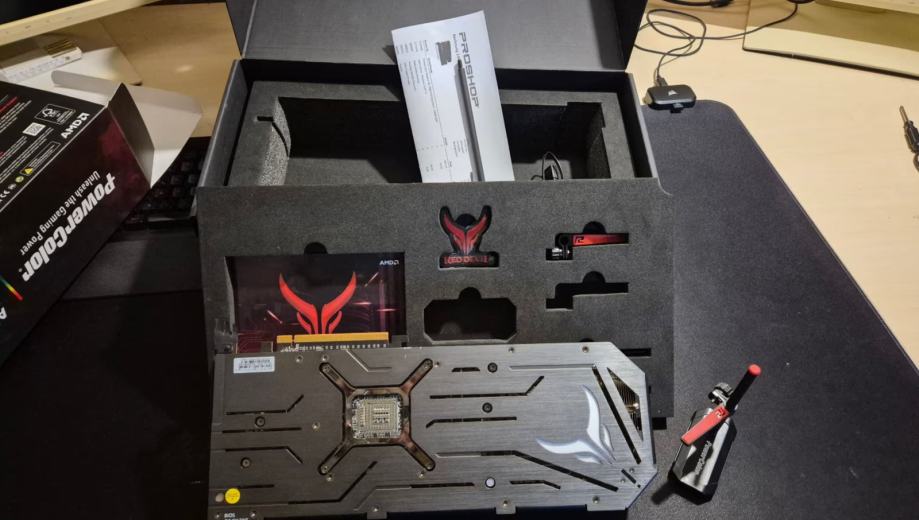 Grafična kartica AMD PowerColor Red Devil Radeon RX 7900 XTX Mint