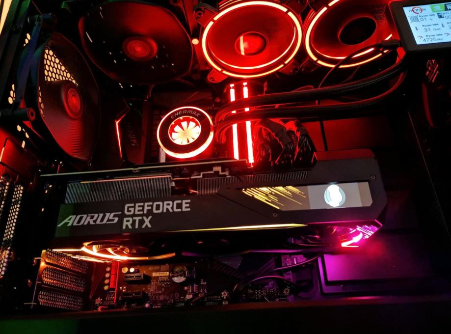 Grafična kartica RTX 3080 Ti Aorus Master 12 GB