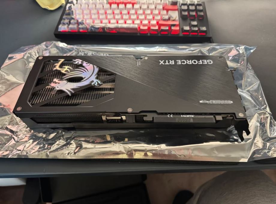 MSI RTX 5080 Gaming X Trio OC