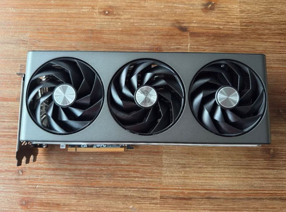 Sapphire Nitro+ AMD Radeon RX 7900 XTX