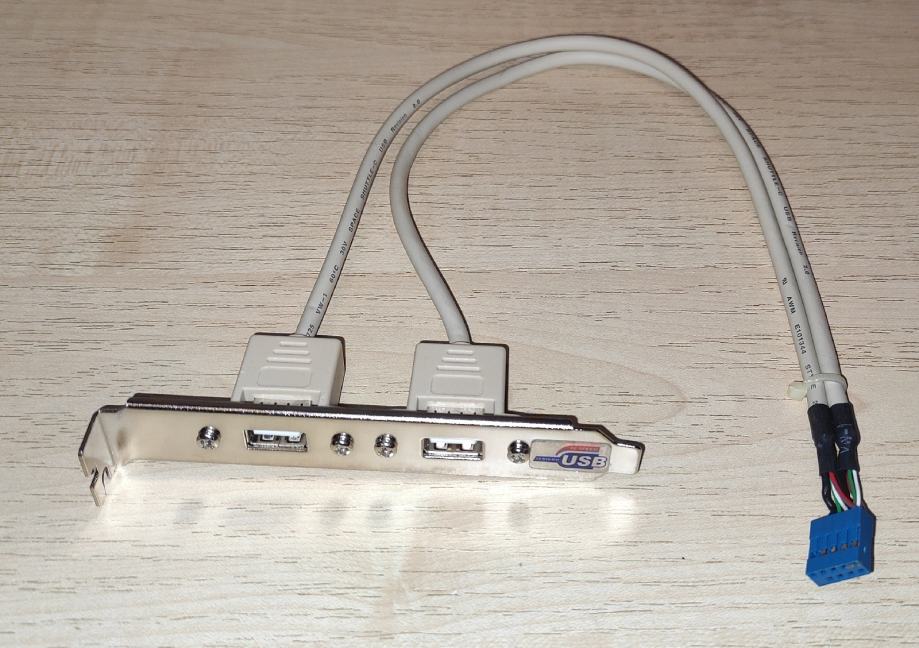 USB 2.0 backplate