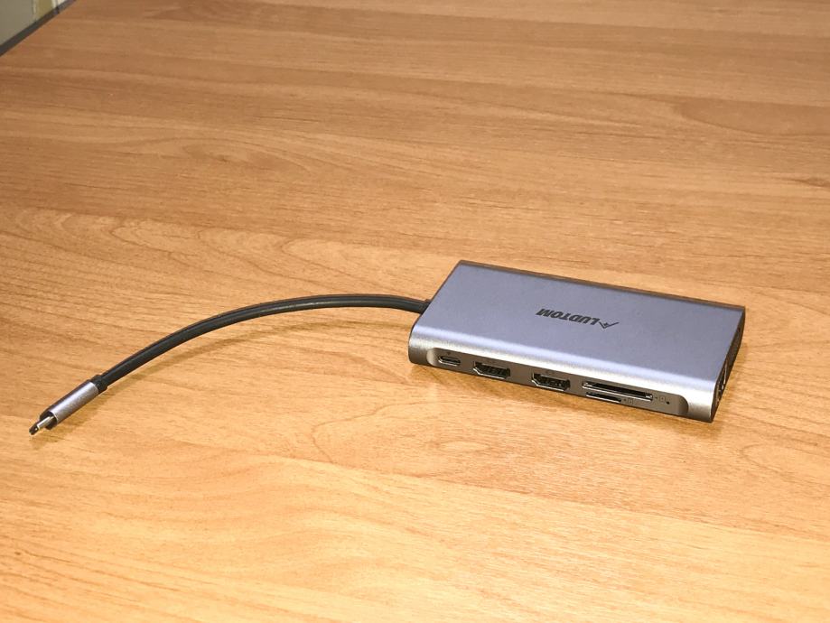 USB-C 12 portni hub za Macbook - Ludtom - dual HDMI, čitalec kartic