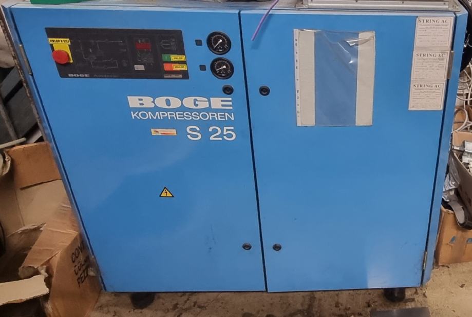 Vijačni kompresor BOGE S25 in sušilec