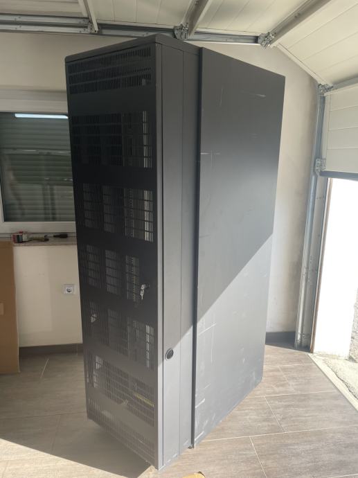 Omara za strežnik, server rack Compaq 42u 84-H9A15-MF, EA2005