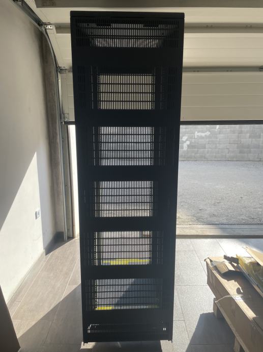 Omara za strežnik, server rack Compaq 42u 84-H9A15-MF, EA2005