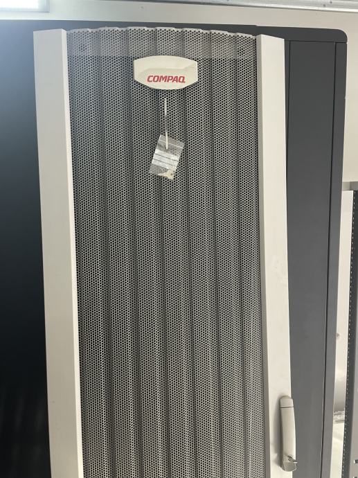Sprednja vrata za server rack Compaq