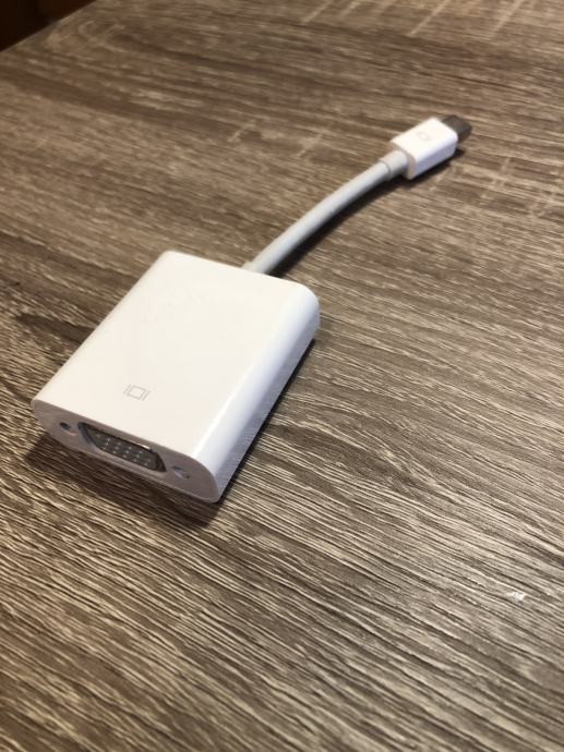 Apple mini display port - Thunderbolt 2 to VGA adapter.