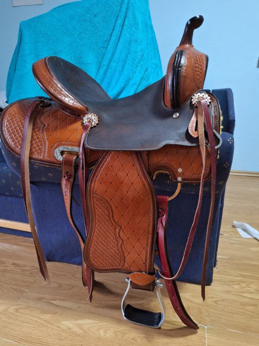 Novo western sedlo