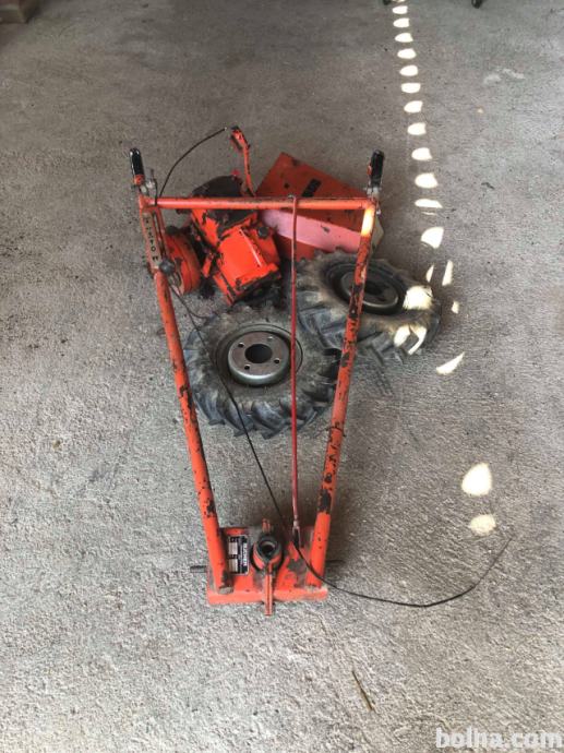 Kosilnica Bucher M200
