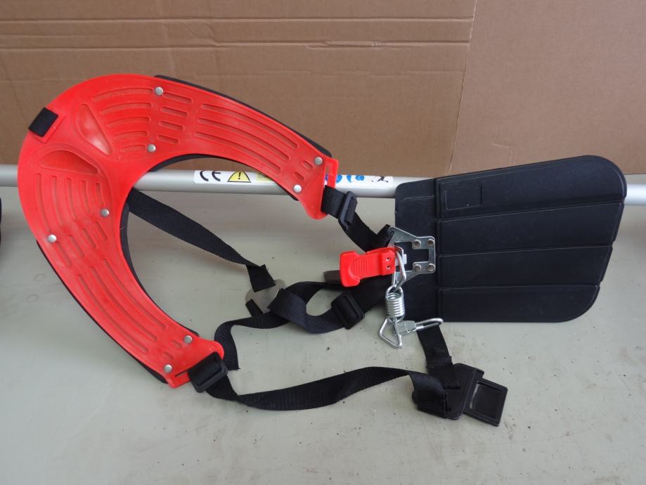 Motorna kosilnica na nitko FARMER