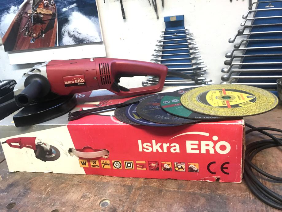 Kotni brusilnik ISKRA ERO 2000W - kotna brusilka + 5 brusilnih plošč