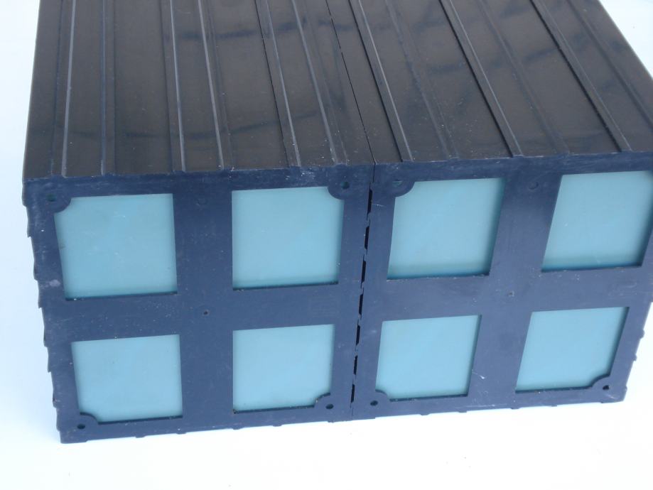 PREDALNIK ZA ORODJE,VIJAKE,ITD,